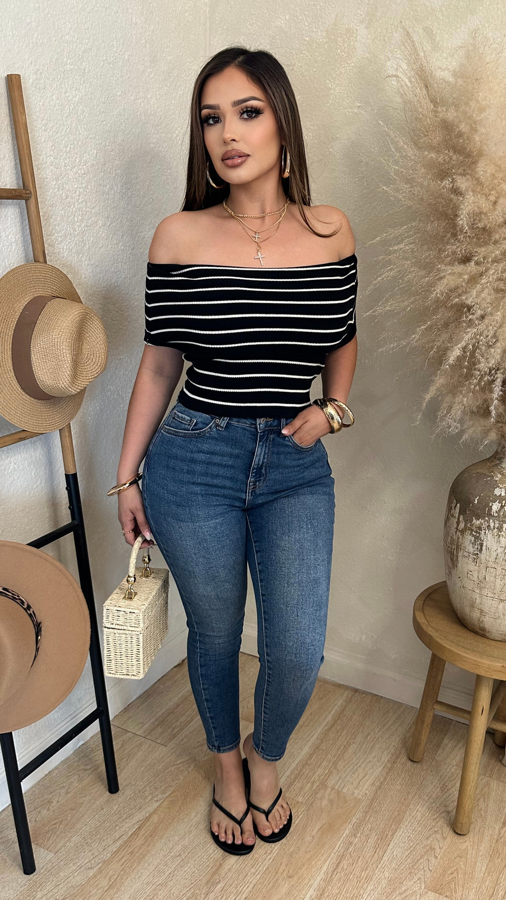 Bella Off-the Shoulder Stripe Top (Black) – Lavish Couture Fashion